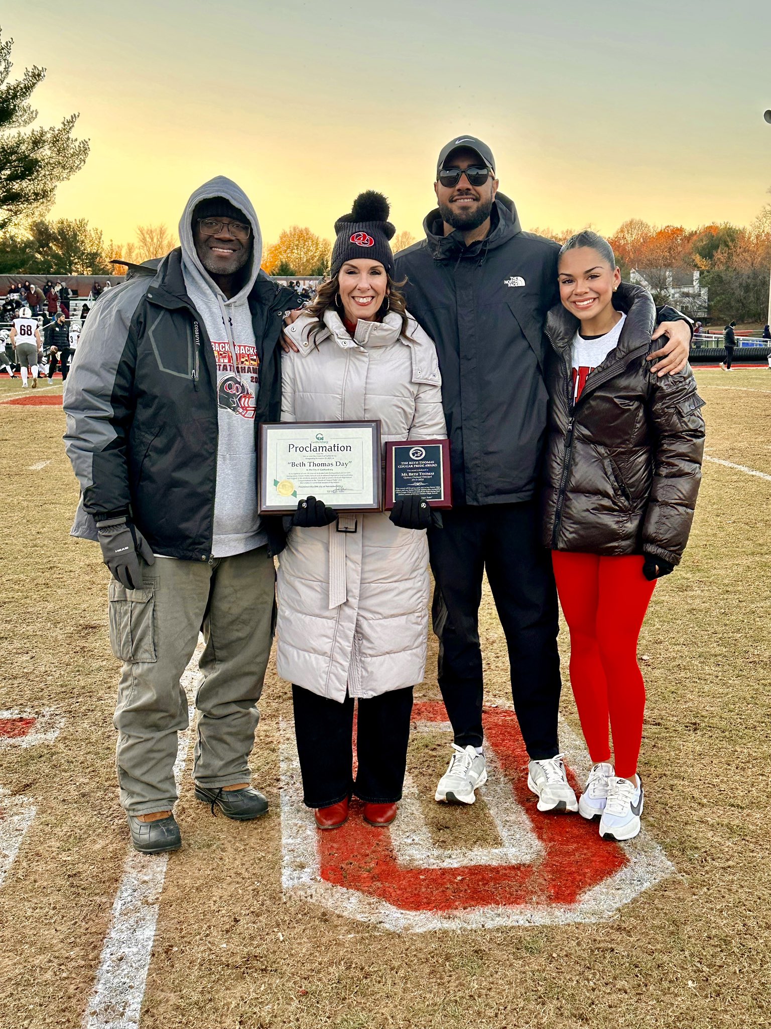 Beth Thomas 2024 Meet Beth Thomas – CanvasRebel Magazine