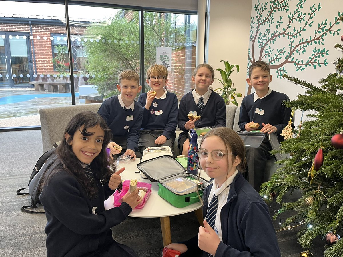 Hayes Primary School - Home