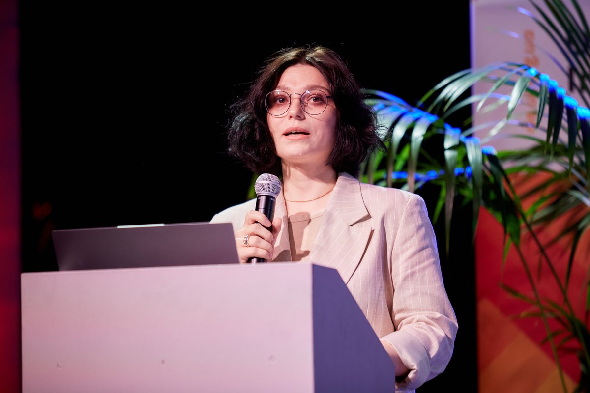 Ukrainisches Institut in Deutschland's Threads – Thread Reader App