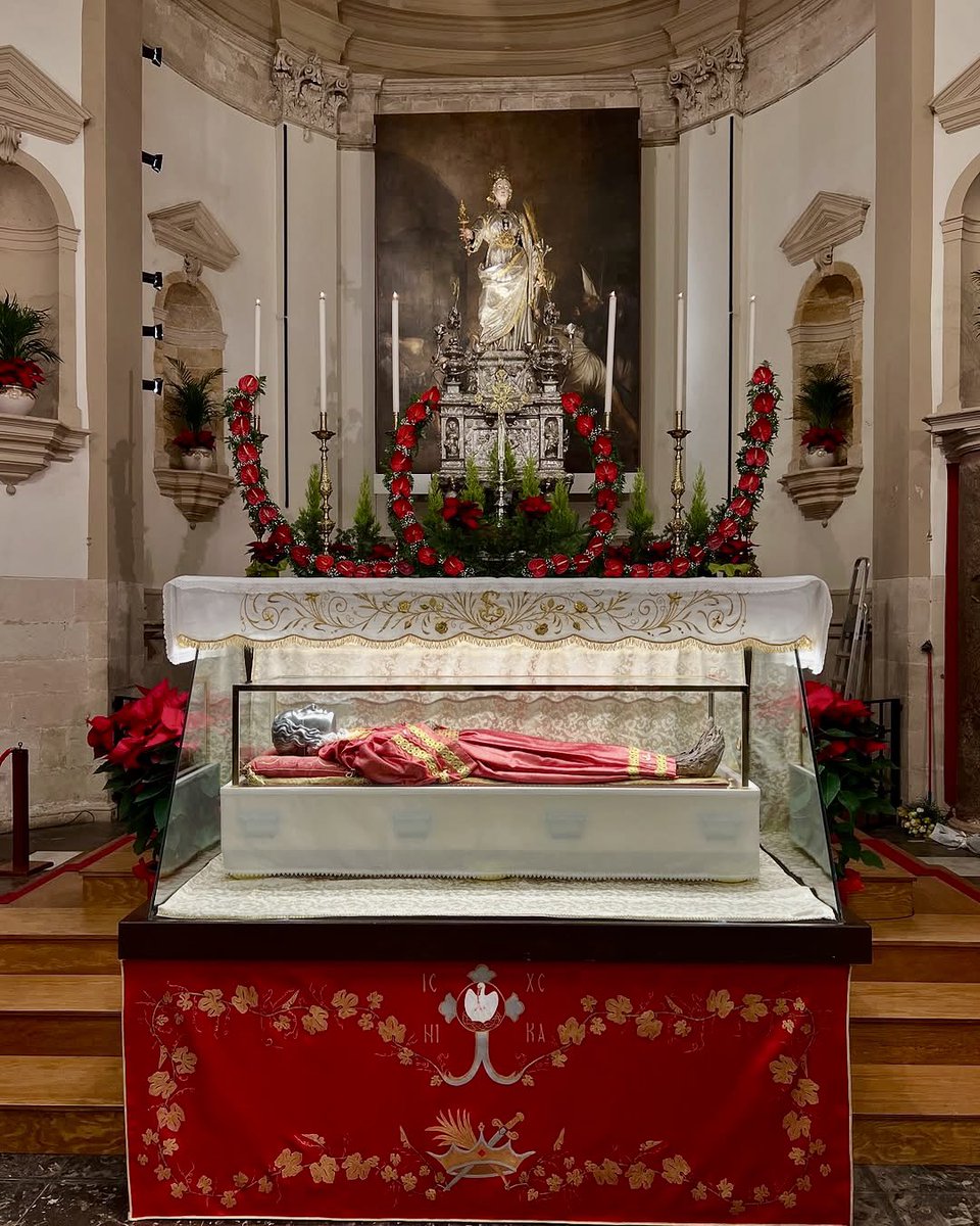The incredible story of the relics of Saint Lucy One of the Catholic ...