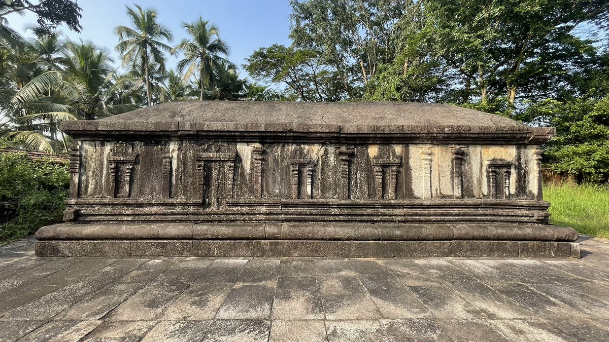 A thread on some temple visits from a over month ago around Karavali ...