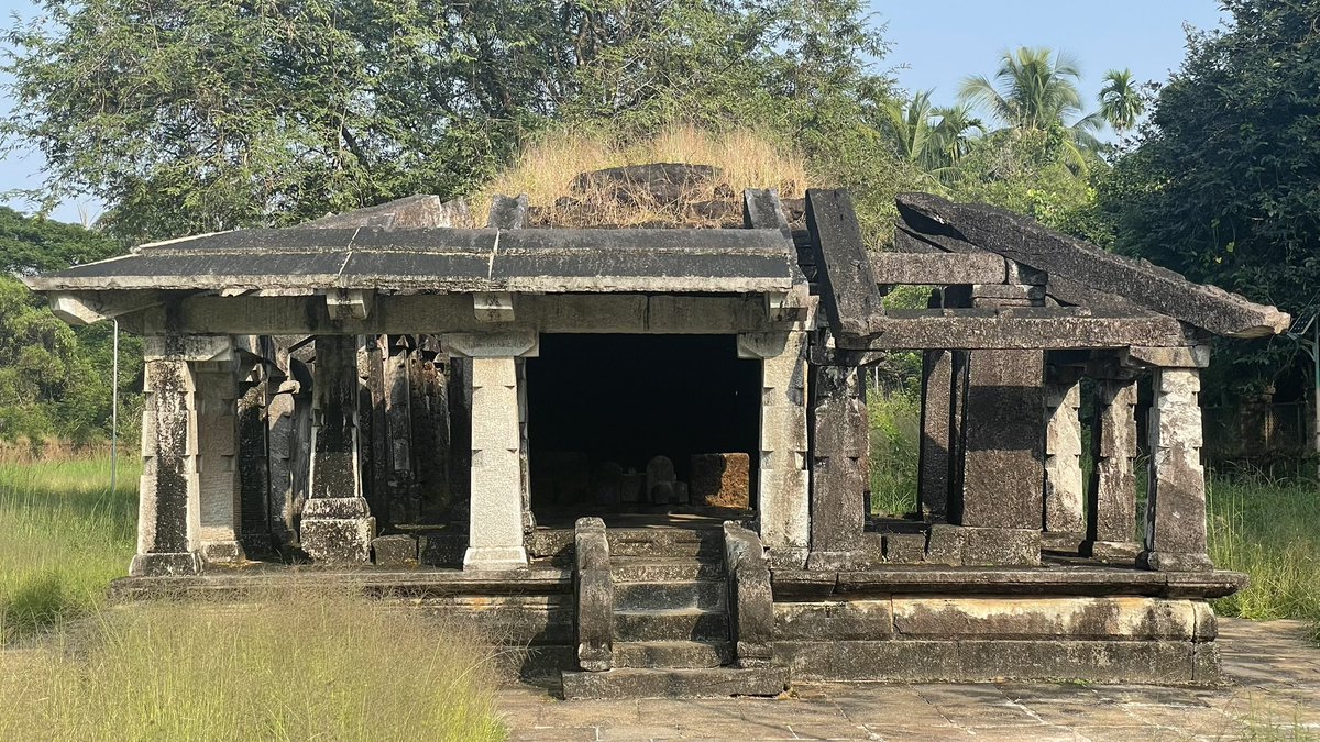 A thread on some temple visits from a over month ago around Karavali ...