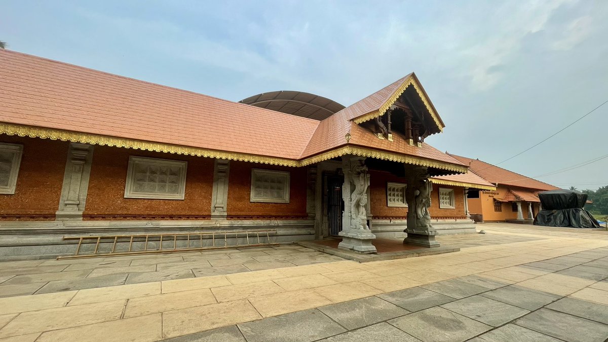 A thread on some temple visits from a over month ago around Karavali ...