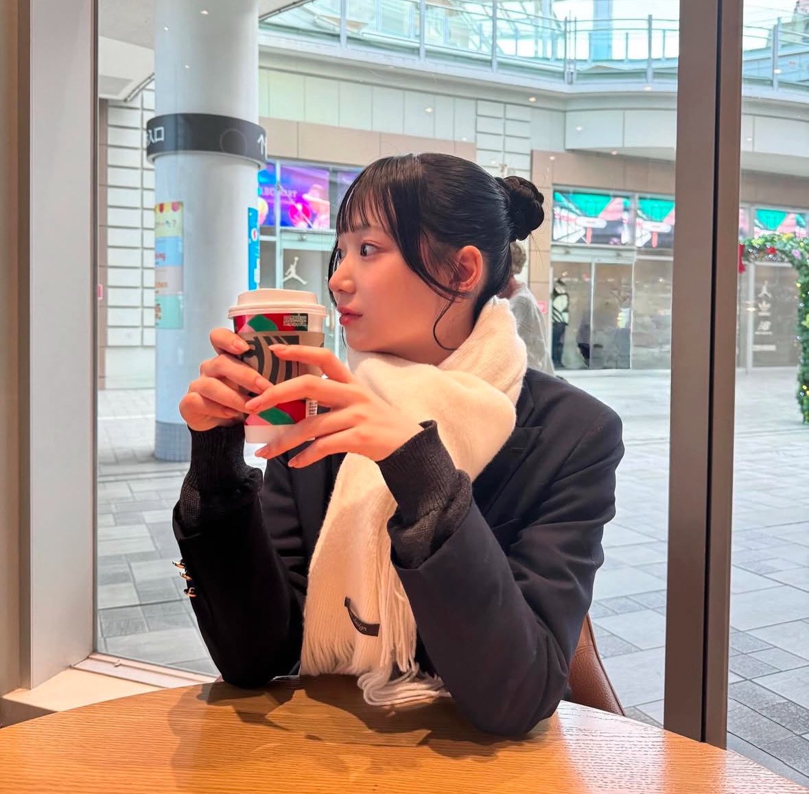 【画像46枚】＜神ビジュ＞JKラウンドガールの百田汐里さん、可愛すぎて無敵www : 気になる芸能まとめ