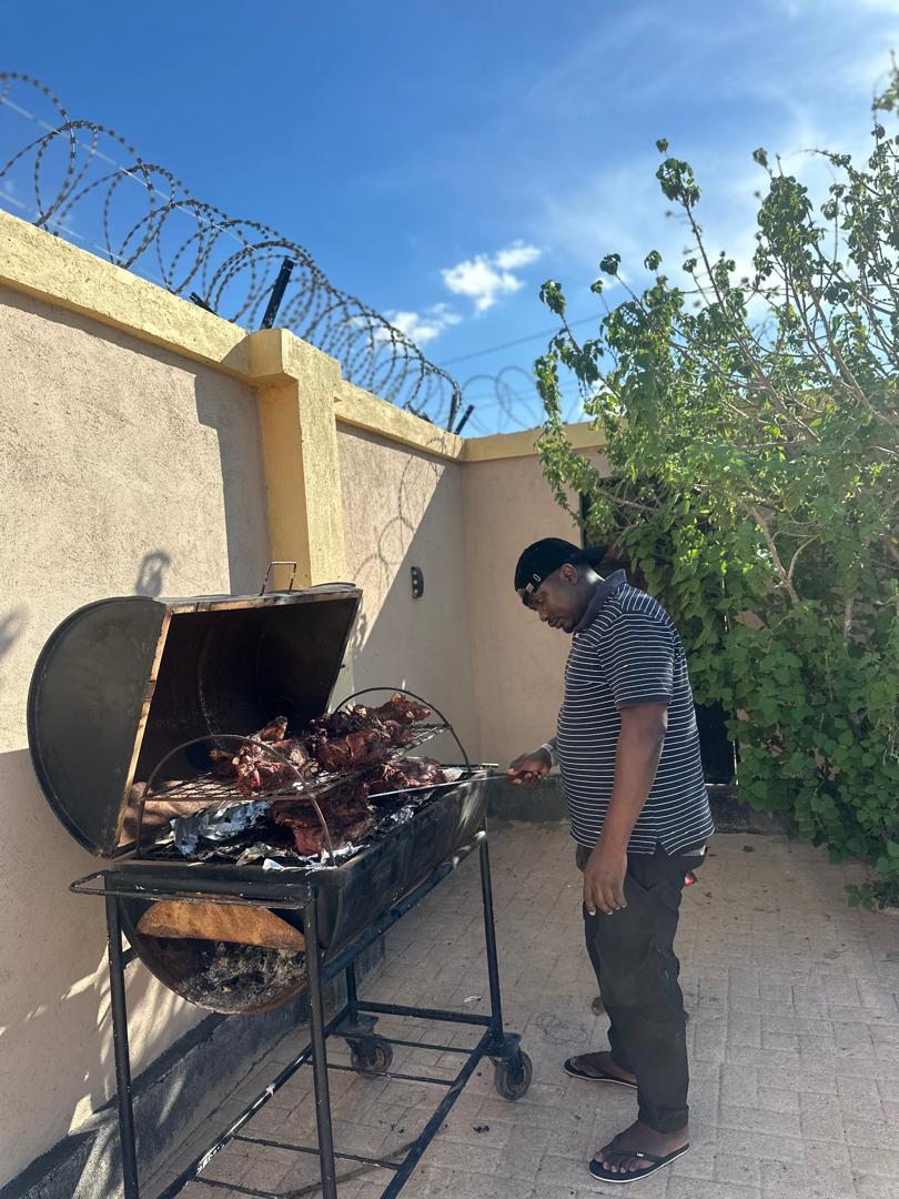 Ngoja nikusanue kabla mwaka haujaisha. Kama unadhani ukijiajiri utakuwa ...