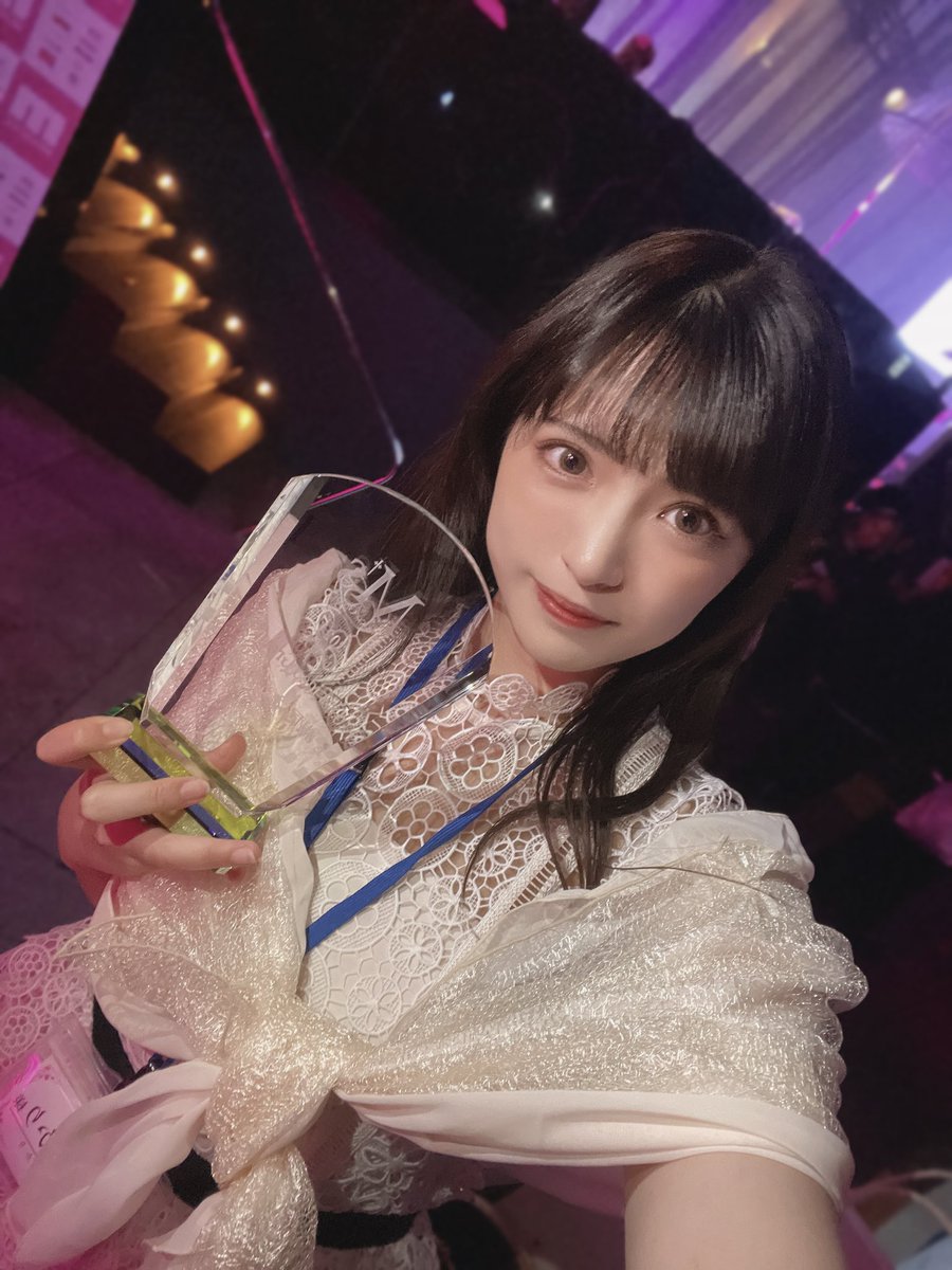 MVSD-624 Sou yin, pizza, virgem, mas por algum motivo,