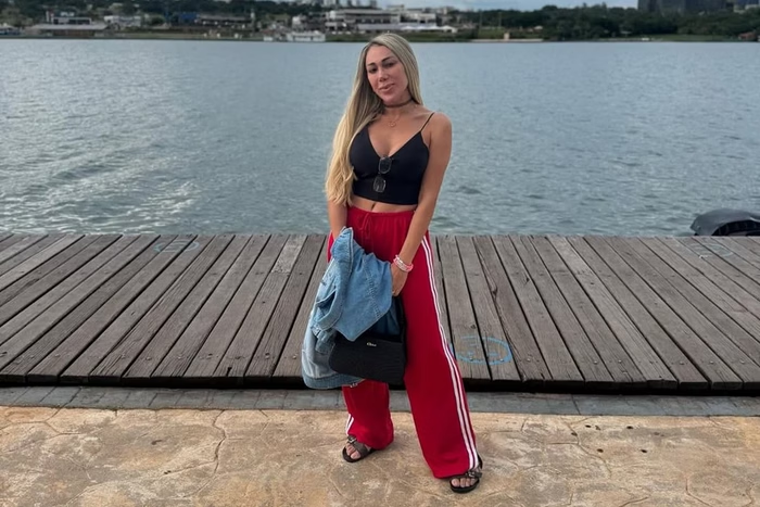 Taty Girl Adopts Viral Caramel Dog, Valued at R$ 7 mil, After Concert ...