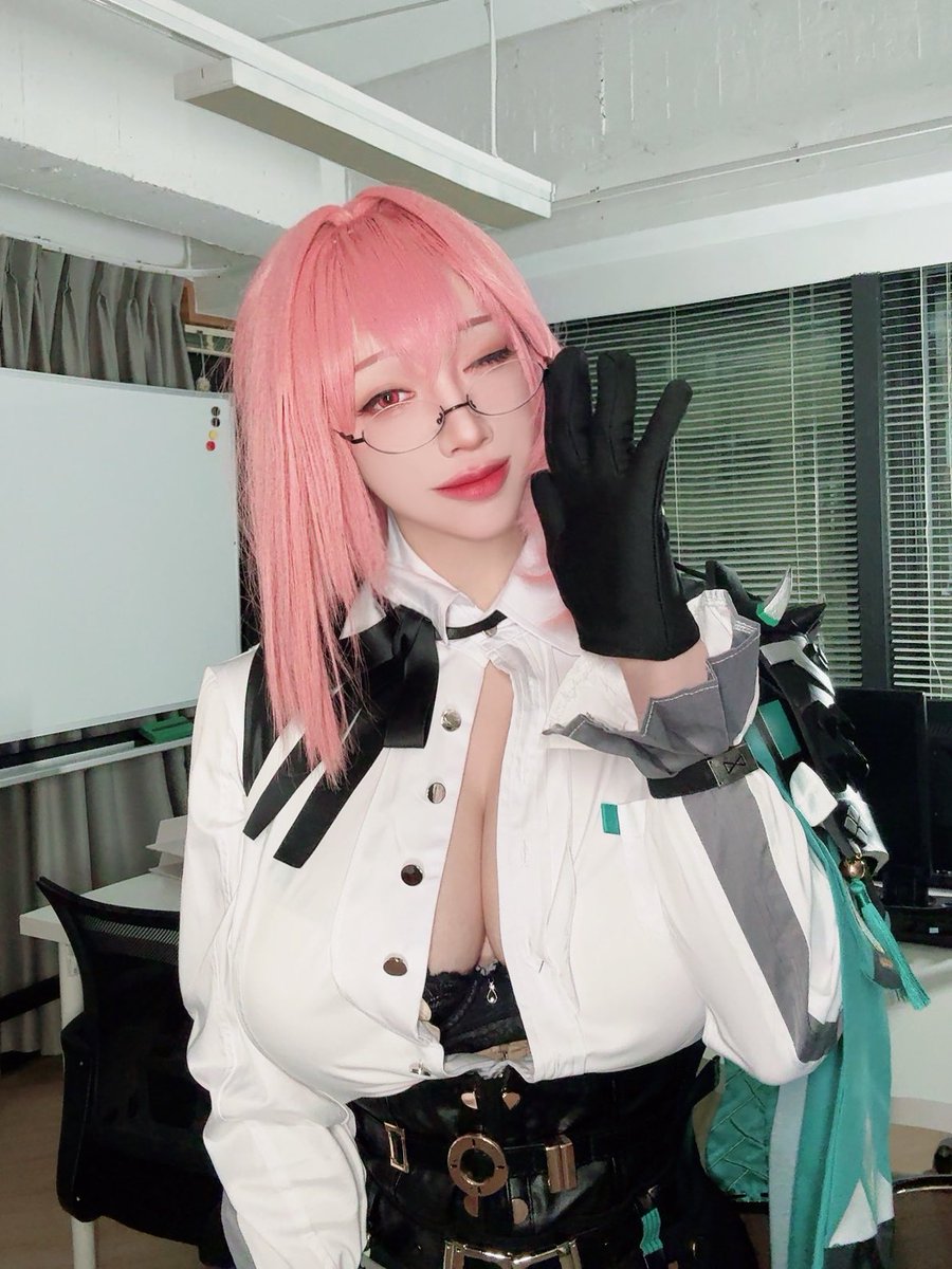 CHIHIRO千尋大人💎 月曜東オ34ab(@chihiro_changTW ):月城柳💖 ゼンレスゾーンゼロ