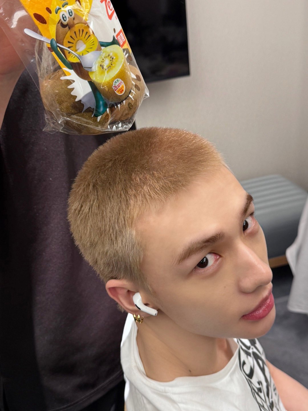 APPRECIATION - The Lore and Story of Stray Kids' Kiwi (Hyunjin's Buzzcut Appreciation) | Hallyu+