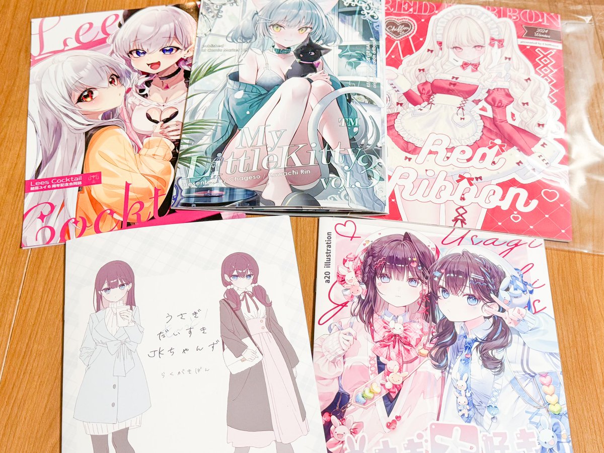 「バラバラになってて把握しづらかったので改めて投稿します! 星兎るみのの立ち絵(キービジュアル)と三面図です! #星兎るみ」bbbbitの漫画