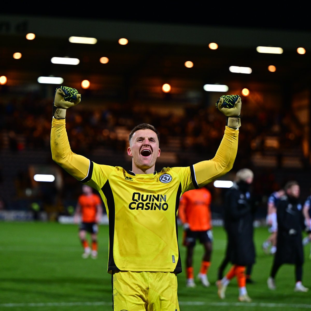 Lee Munro Tattoos Profile For Tattoos & Artwork By Lee Munro