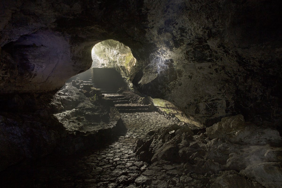 Thread of the Most Mysterious Places in Africa🧵 1. Mulanje Mountain ...