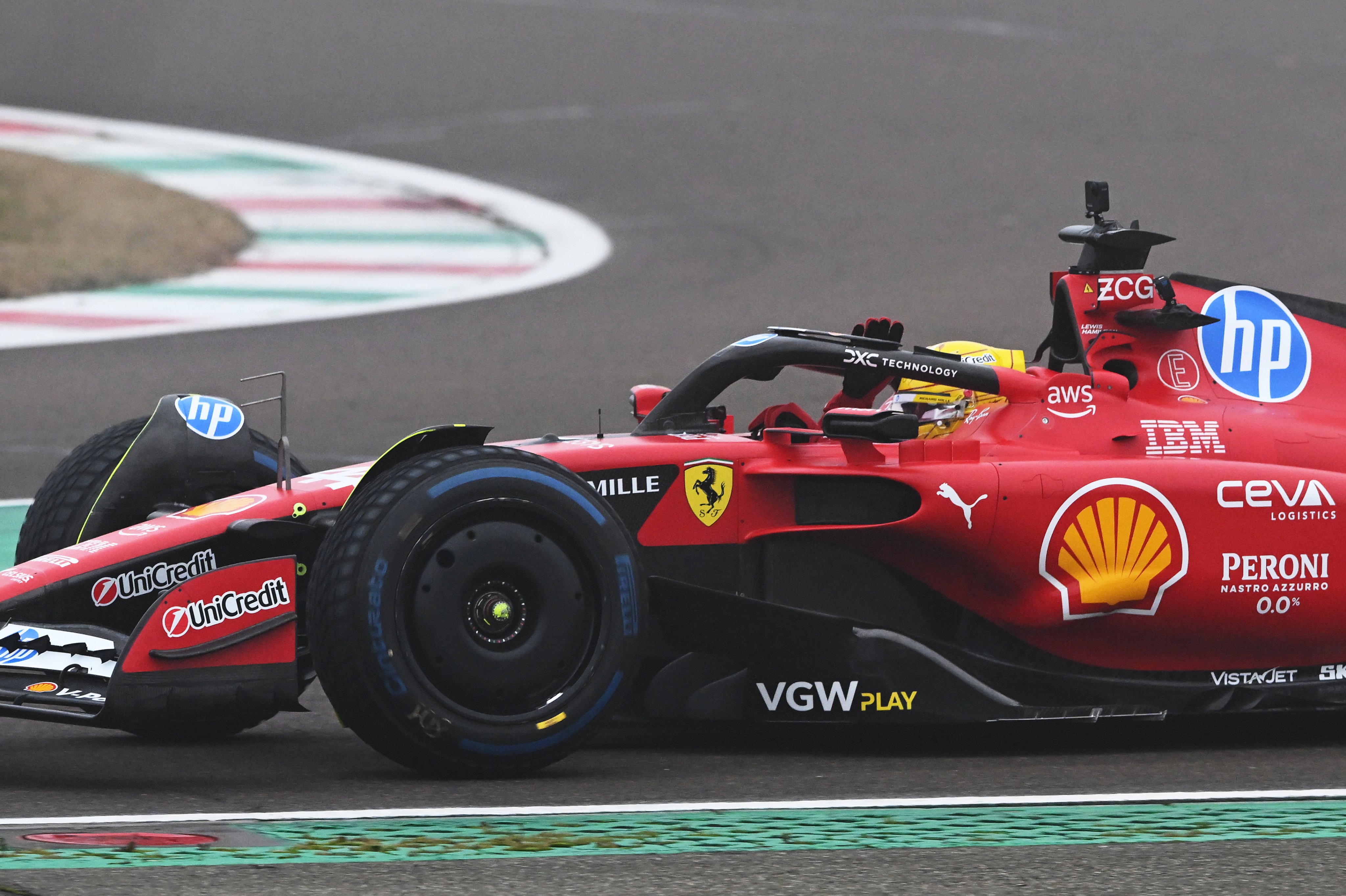 Photo Gallery F1 | Lewis Hamilton’s debut with Ferrari at Fiorano circuit