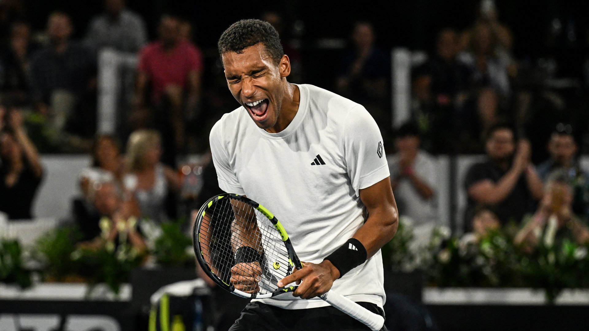 Felix tennis store