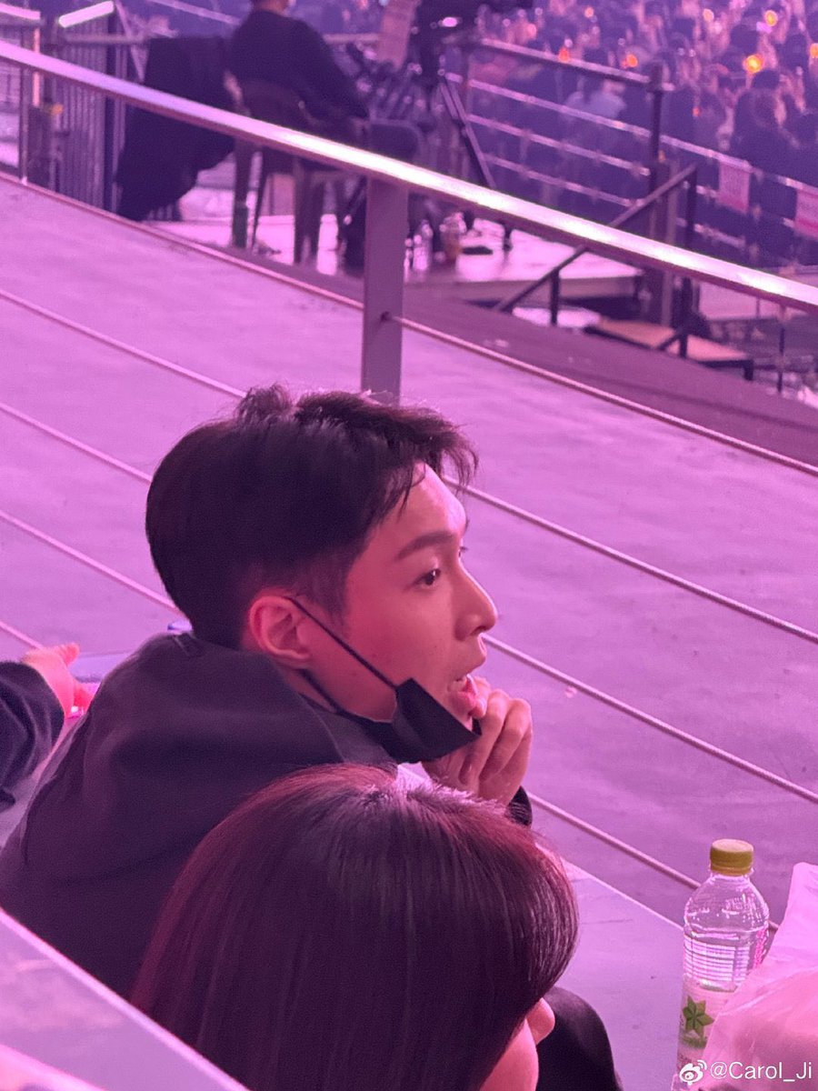 张佳 | уιχιηg'ѕ gƒ on rest. (@beewithyixing) / Posts / X