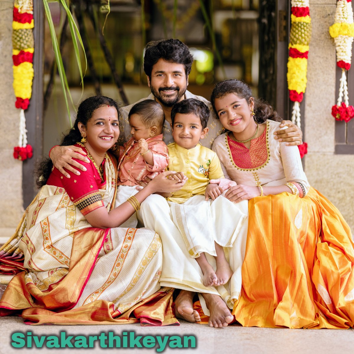 Santhanam Family Santhanam Movies | Santhanam: Height, Age, Wife,
