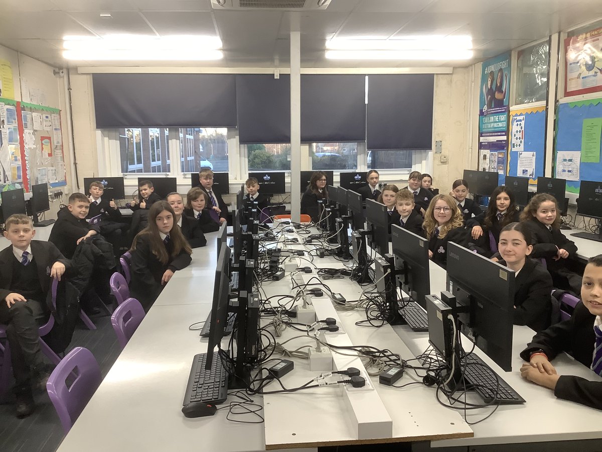 Blackwood Comprehensive School | Ymdrech i drechu / Strive to succeed