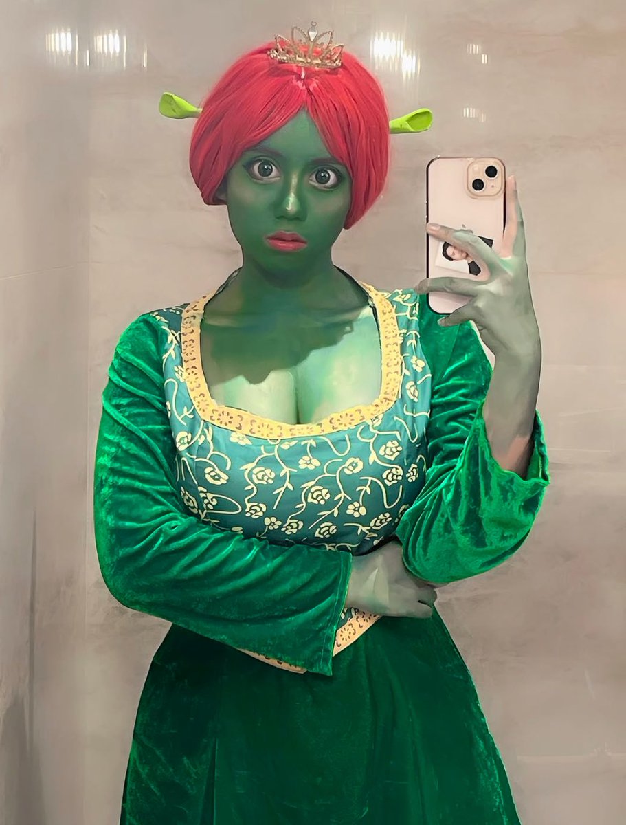“You cosplay for male gaze ” See this thread then. Are these for men ...