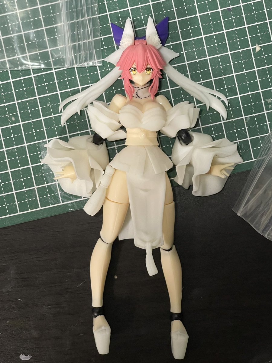 null ,キャスター(Fate/EXTRA) 「ヘッドのサイズ、わざわざ磨いてシリコン型も作ったけどデカール貼ったら元のサイズで」|西崎つくも/アトリエACTYSのイラスト