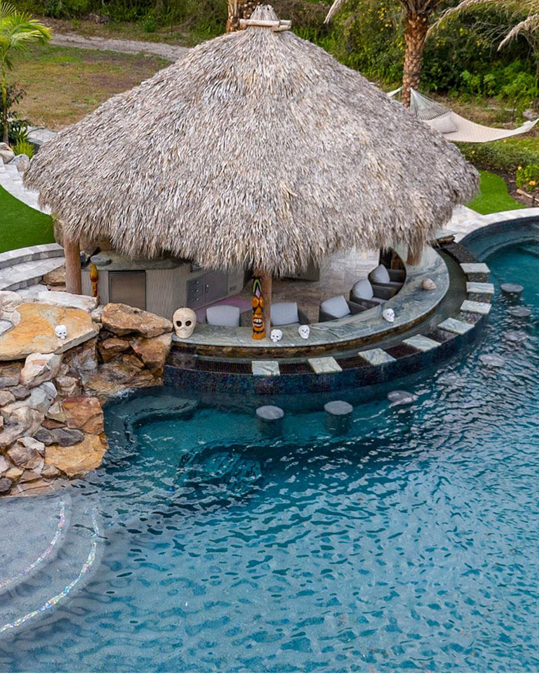 Oval Pool Tiki Bar I Built A Poolside Table/bar For The Above Ground