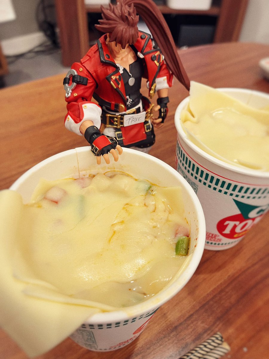 ソル=バッドガイ 「おらっガンフレッおらいただきぃ!いただきぃ!いただきぃ!てやっ!いただきぃ!いた」|逢坂たま / C102土曜西あ55bのイラスト