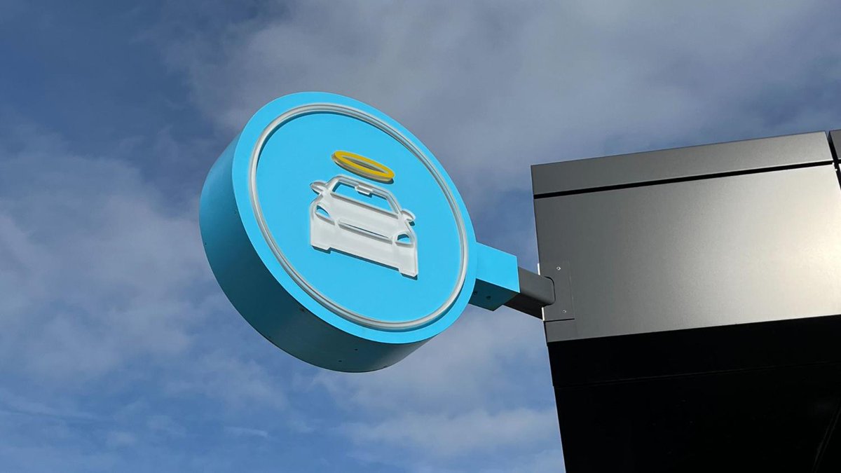 Carvana Acquires Jerry Seiner Chrysler Dodge Jeep Ram Dealership in ...