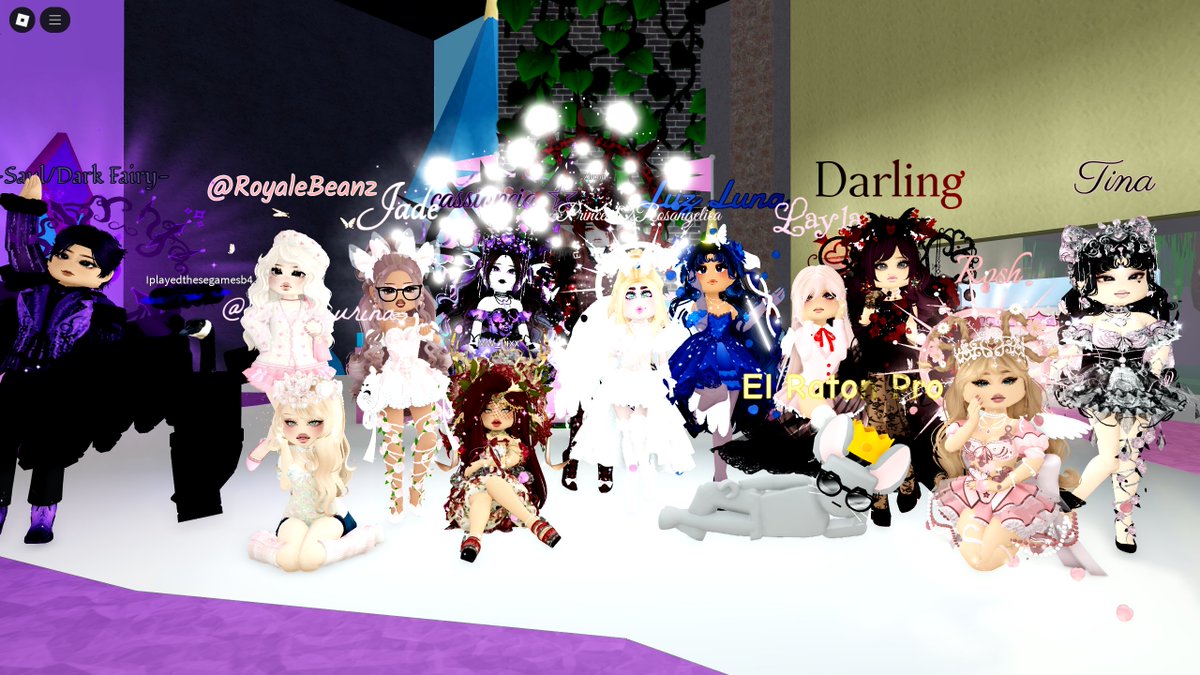 Misunderstood Royale High Outfits UwU Market On X: "Weebcon 2024