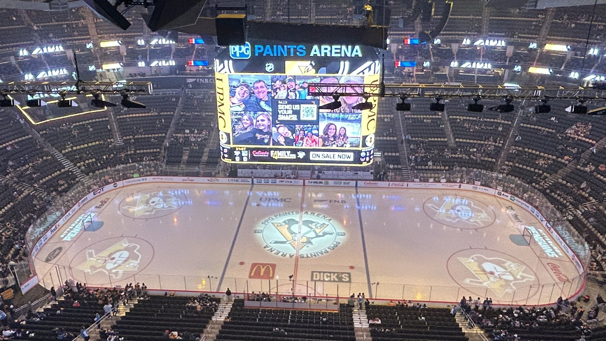 Pittsburgh Penguins Arena Background