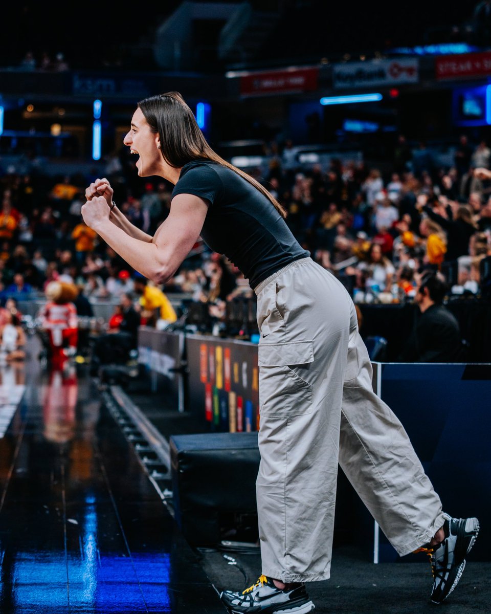 Caitlin Clark Fans Excited After Pic Reveals WNBA Star's Bulked-Up Physique