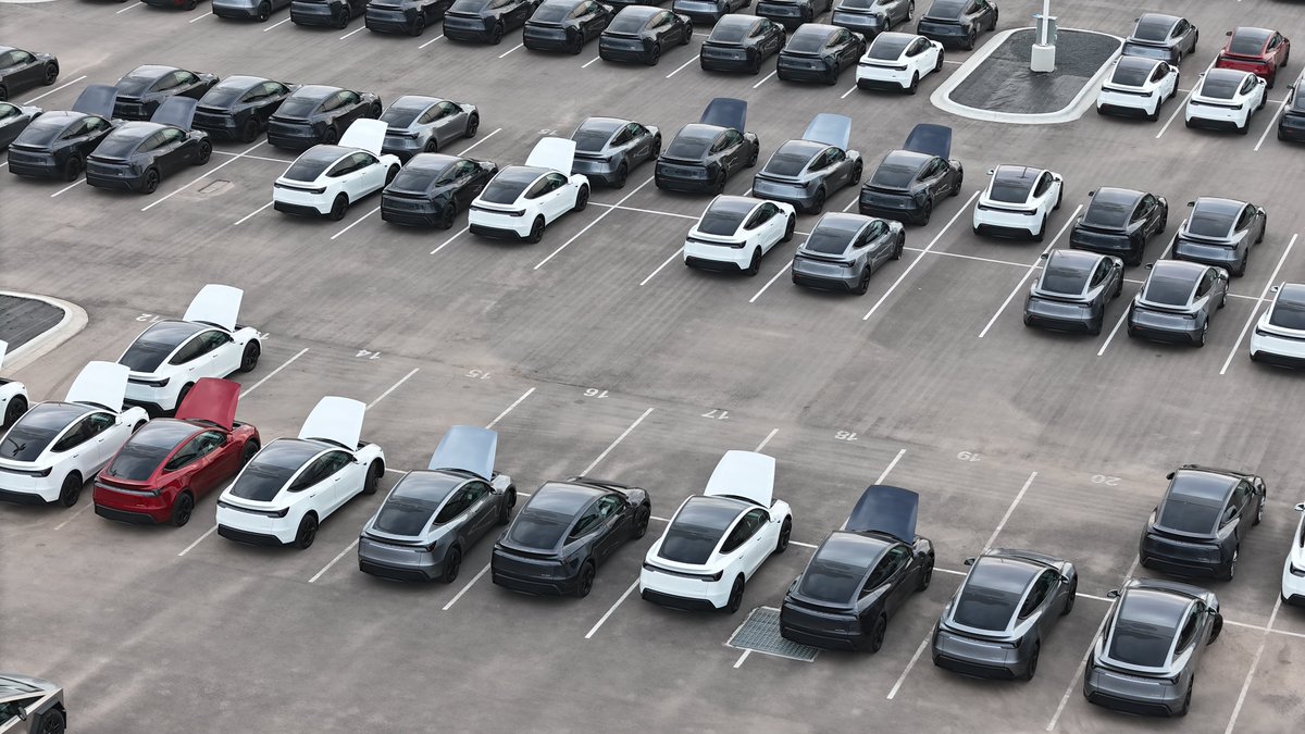 Tesla Begins Production of New Non-Launch Edition Model Y at Giga Texas ...