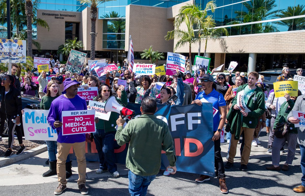 Building Political Power for Working Families – SEIU Local 521