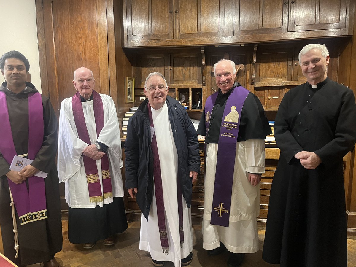 Welcome to St Thomas More Catholic Comprehensive School