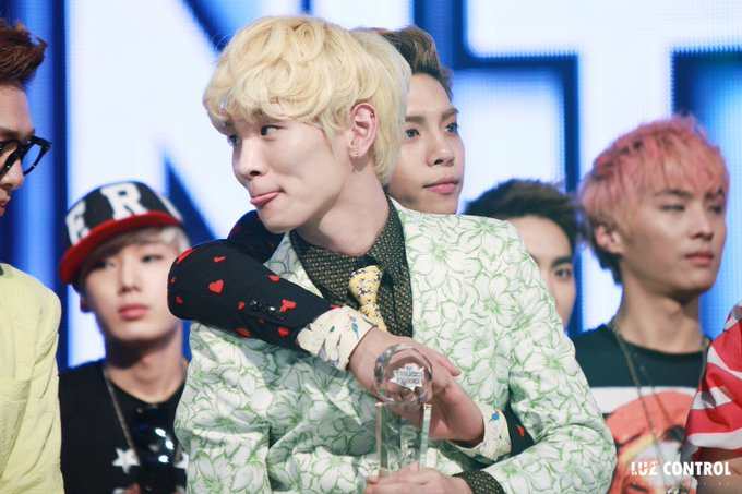 Jongkey 2014 Jongkey Key Jonghyun GIF Encontrar En GIFER