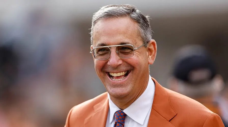 Stephen Rumsey's Instagram, Twitter & Facebook on IDCrawl