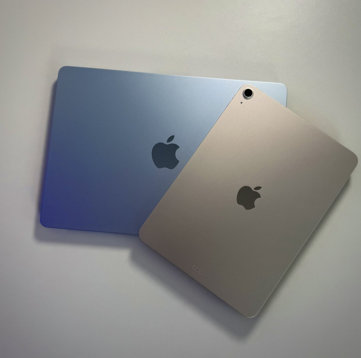 This color combo is so nice 🤤 M4 MacBook Air - Sky Blue M3 iPad Air ...