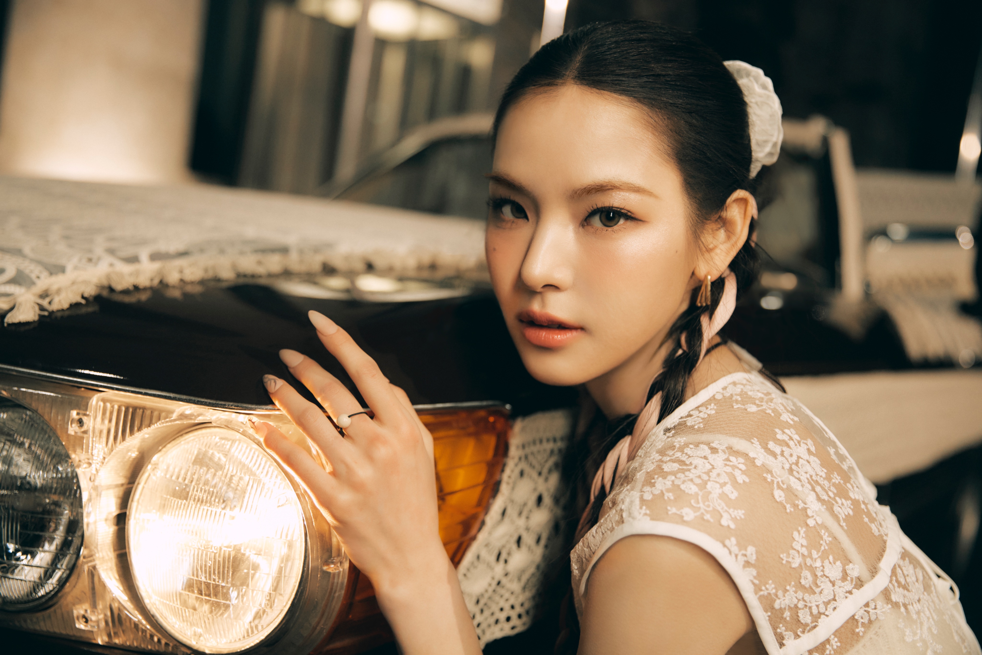 izna - "SIGN" MV ⋆ Girl Group Stan