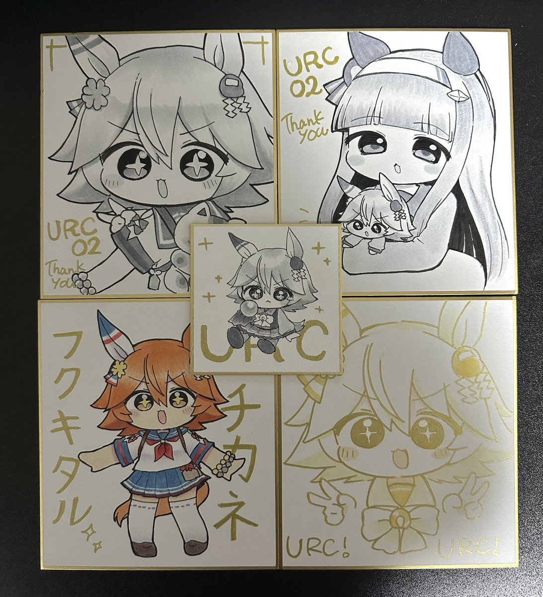 「取り急ぎですが色紙あります! 無駄にキラキラです 」めい🔮C106土曜日西い-19bの漫画