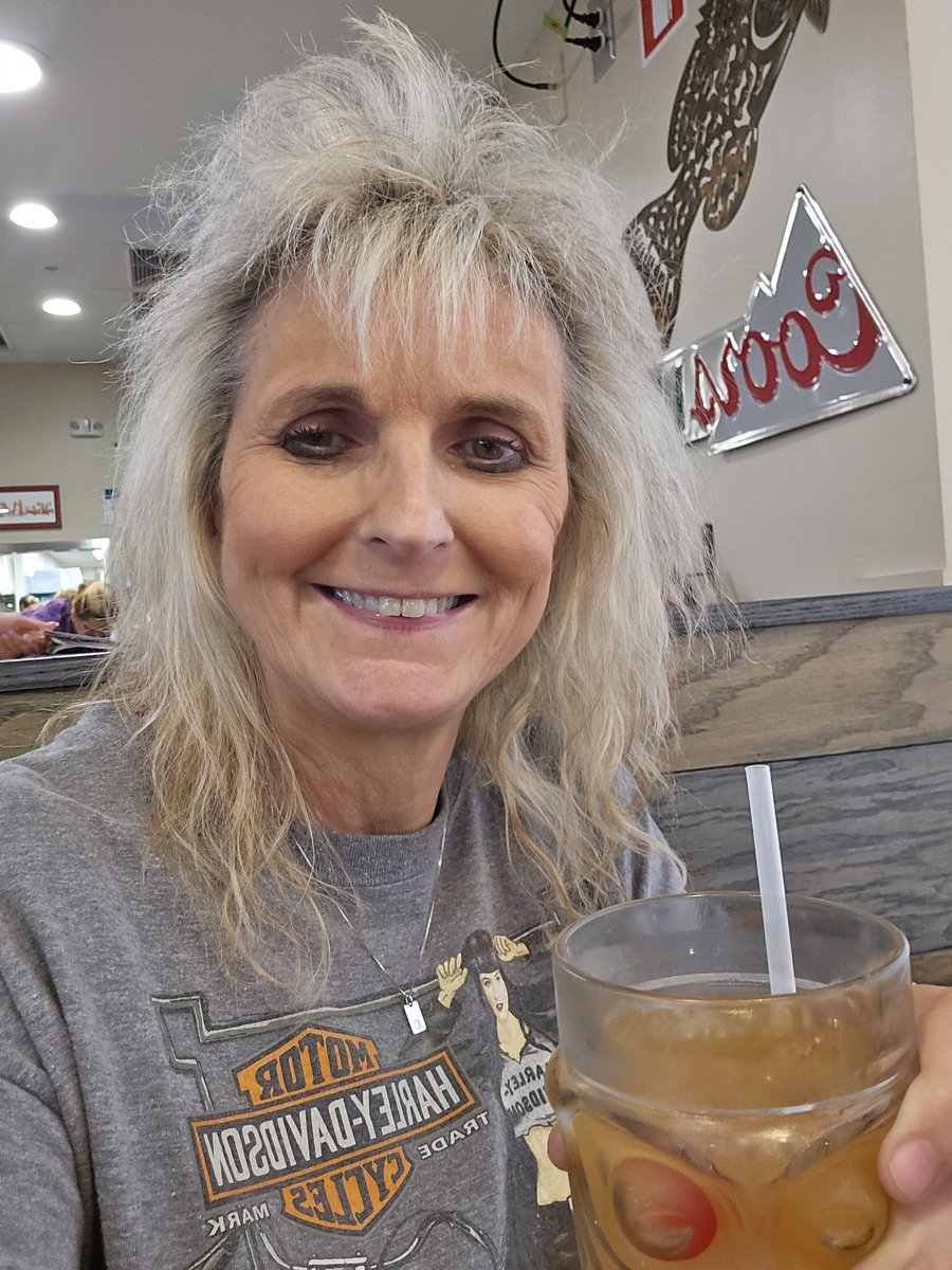 Jane Ferris's Instagram, Twitter & Facebook on IDCrawl