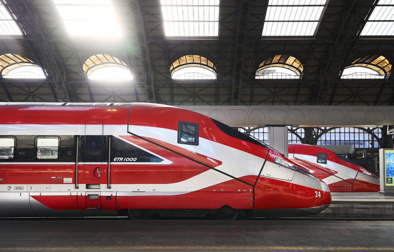 High Speed Train London To Rome Trenitalia Launches New High Speed
