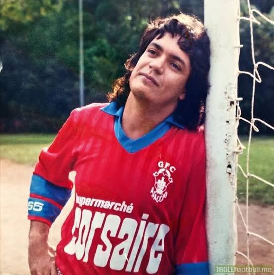 Thread By @OzorNdiOzor - Carlos Kaiser is the biggest...