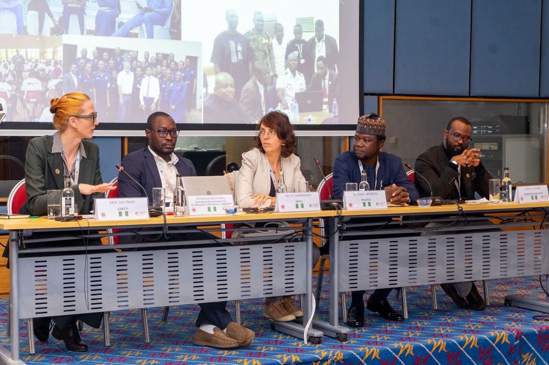 @SFCG_ & le Forum de Bamako ont représenté le #Mali à #Malte lors d’un ...