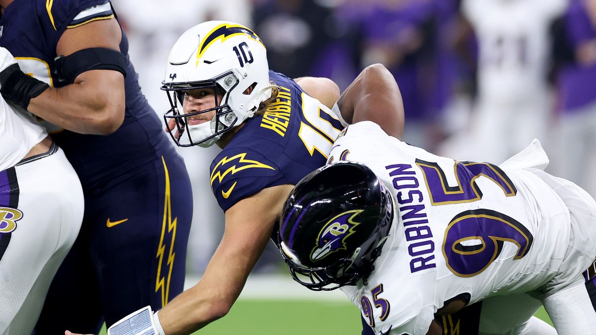 Fln Ravens Ravens GM Eric DeCosta Glad To Have Derrick Henry On His