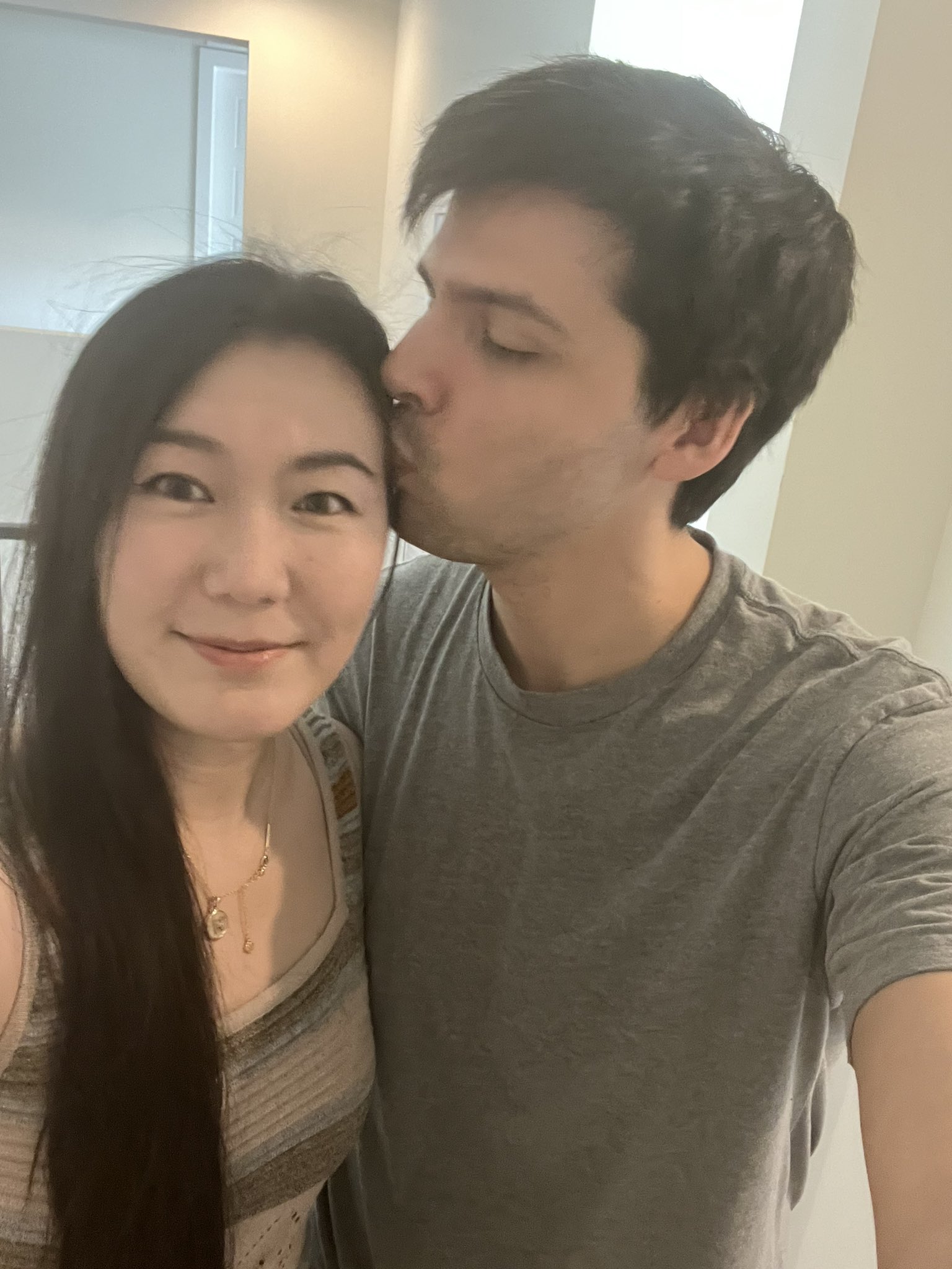 Itshafu Boyfriend Livestreaming Market Report: Women Increase Their