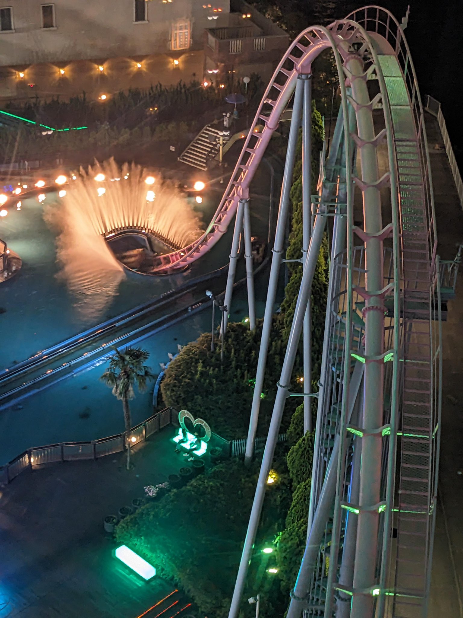 Dubai Underwater Roller Coaster Fastest Roller Coaster In Dubai That