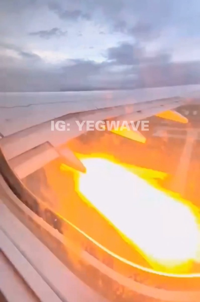 United Airlines Flight UA2325 Makes Emergency Landing at Denver on April 13 After Engine Fire ...