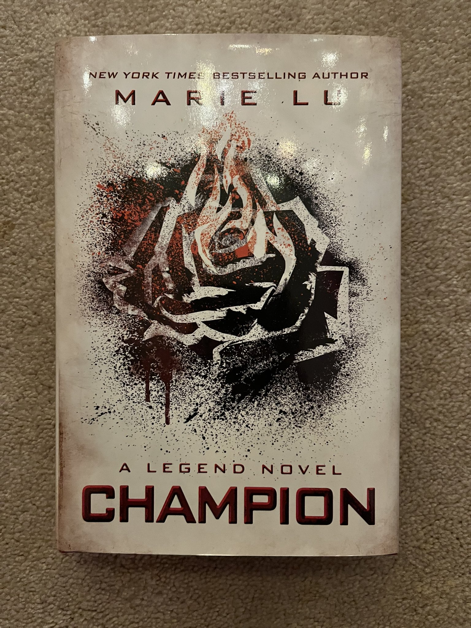 Legend Book June Helen Scheuerer | ⚡ READING ORDER ⚡ The Legends