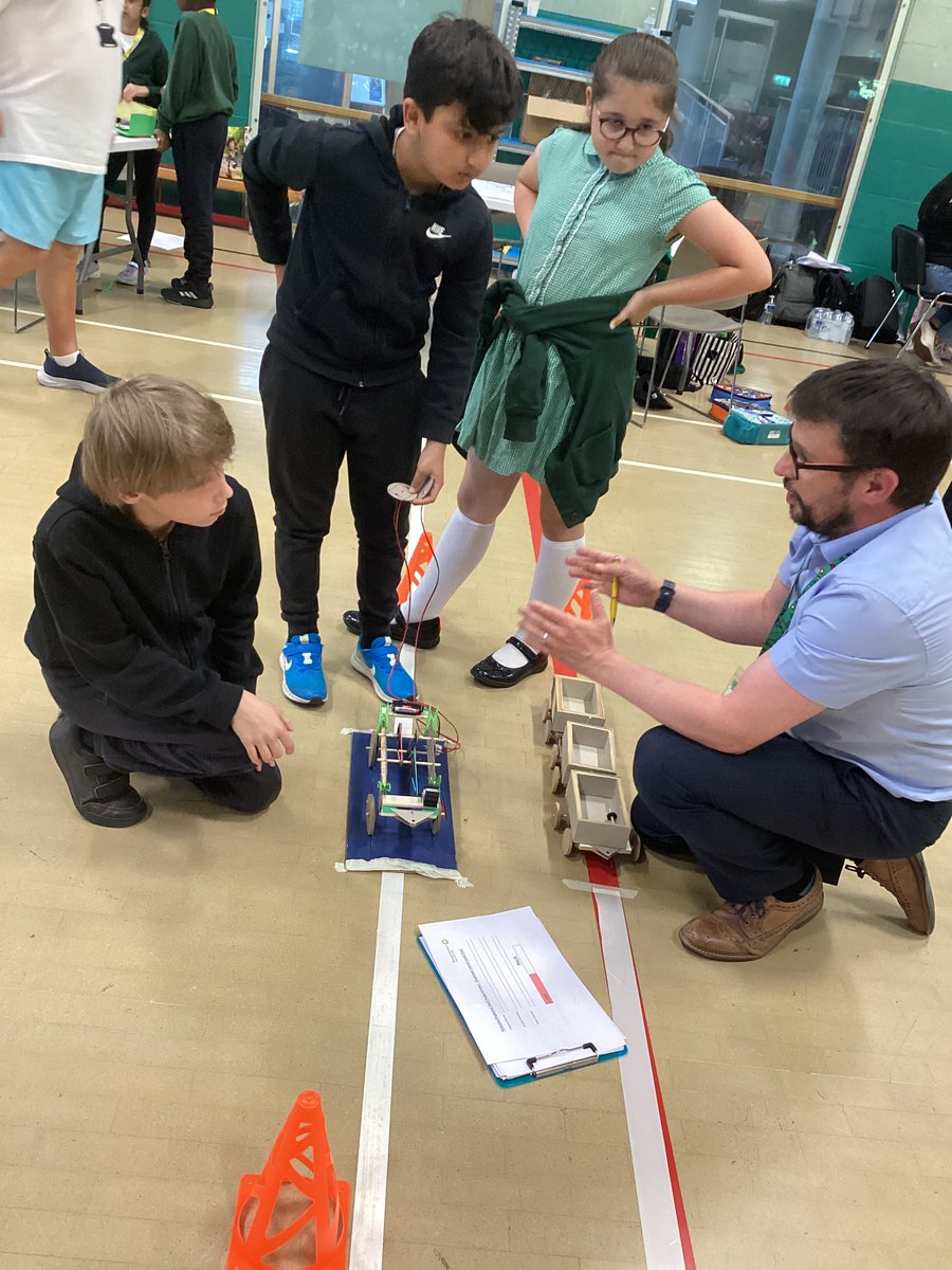 Welcome to Eton Park Junior School