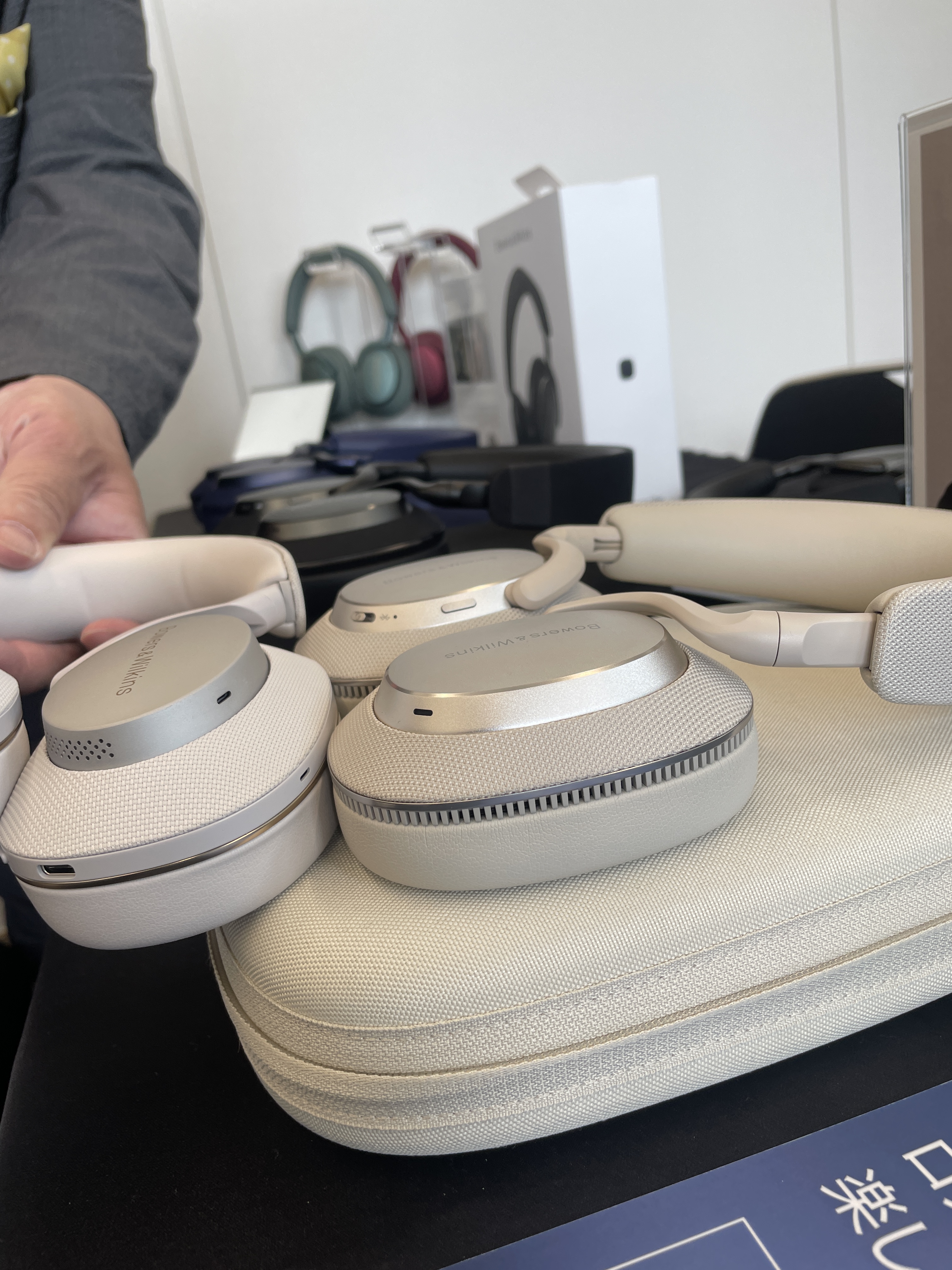 Bowers & Wilkins Japan (@BowersWilkinsJP) / X Bowers & Wilkins Japan (@BowersWilkinsJP) / X