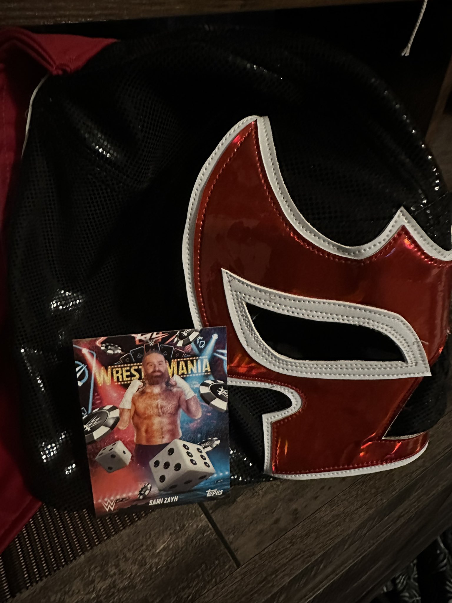 El Generico Mask