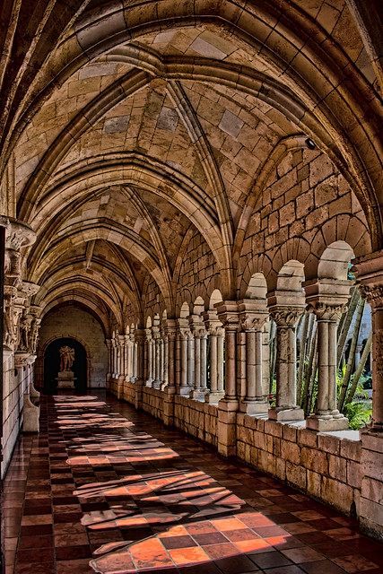 Classical Aegis's Threads – Thread Reader App